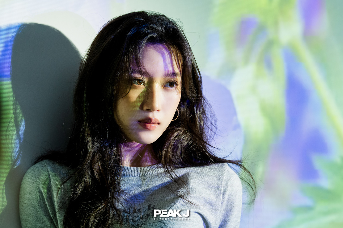 Picture of Ga-young Moon