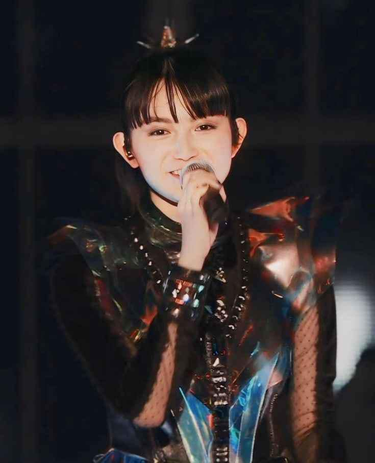 Suzuka Nakamoto image