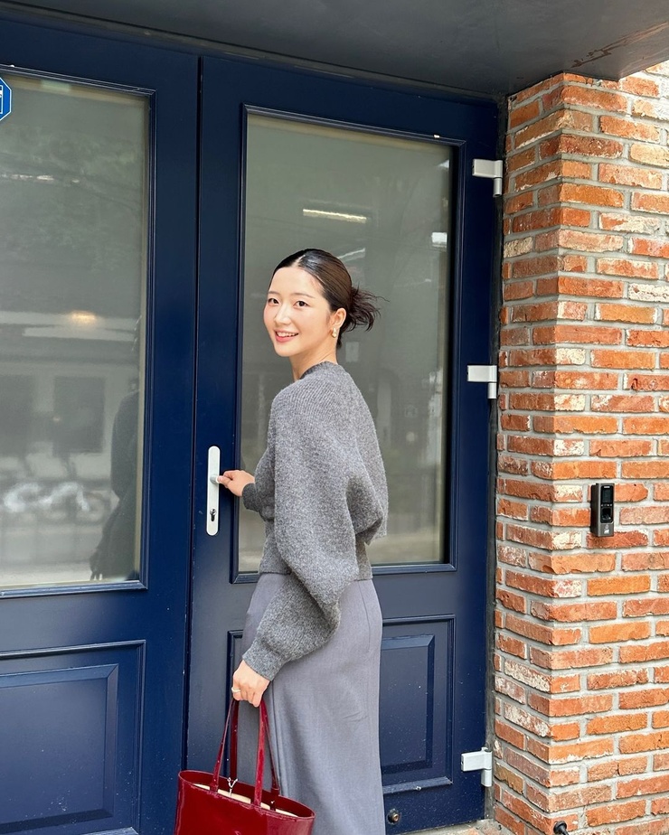 Picture of Ha Jin Park