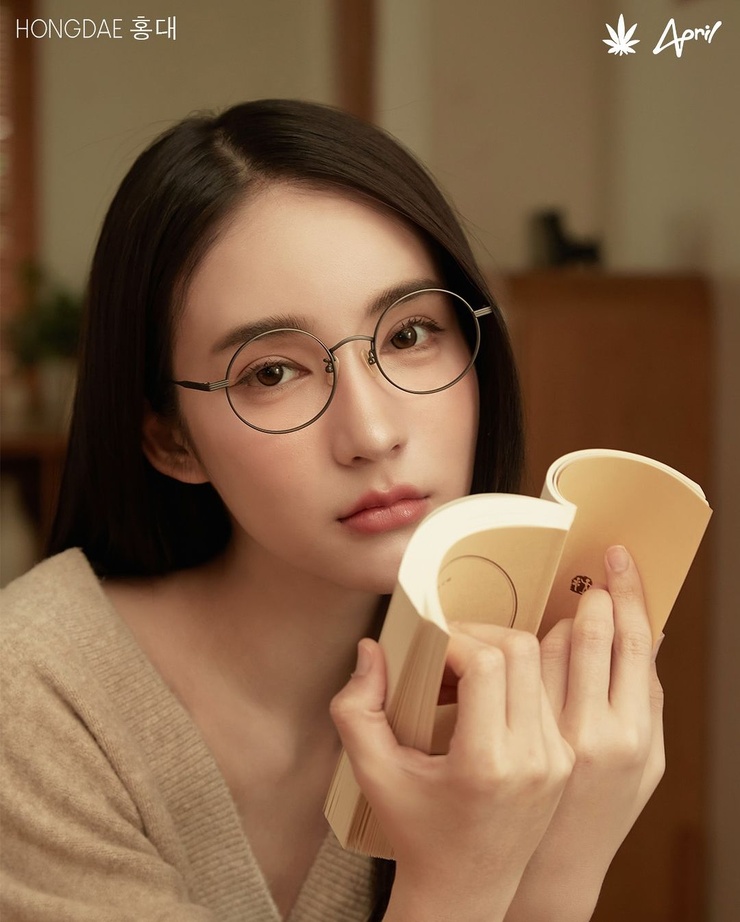 Picture of Yoshi Rinrada Thurapan