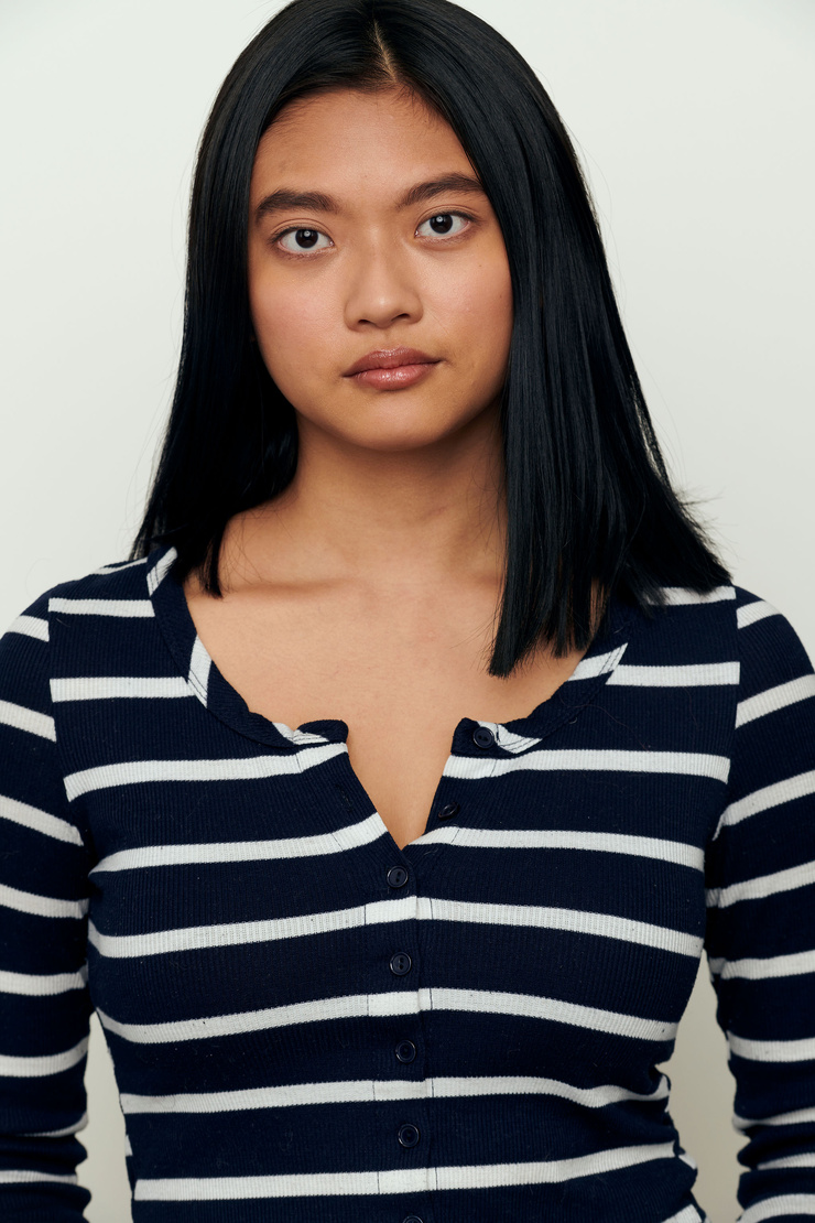Picture of Phoebe Holden