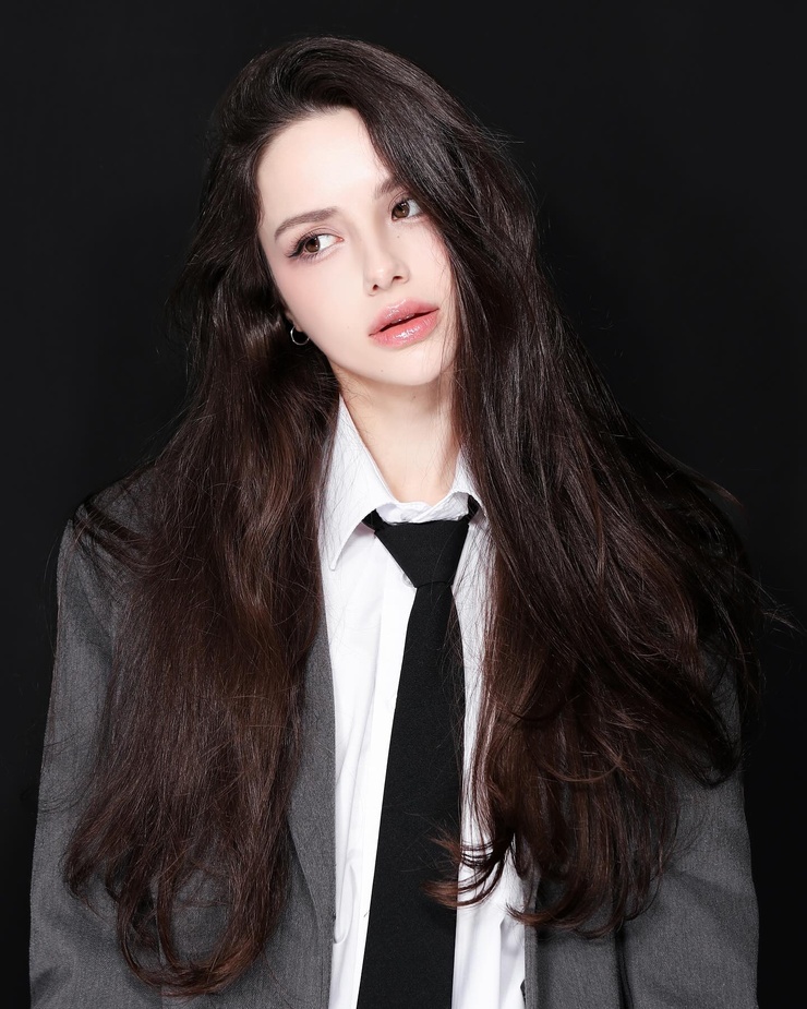 Picture of Lisa Rosh