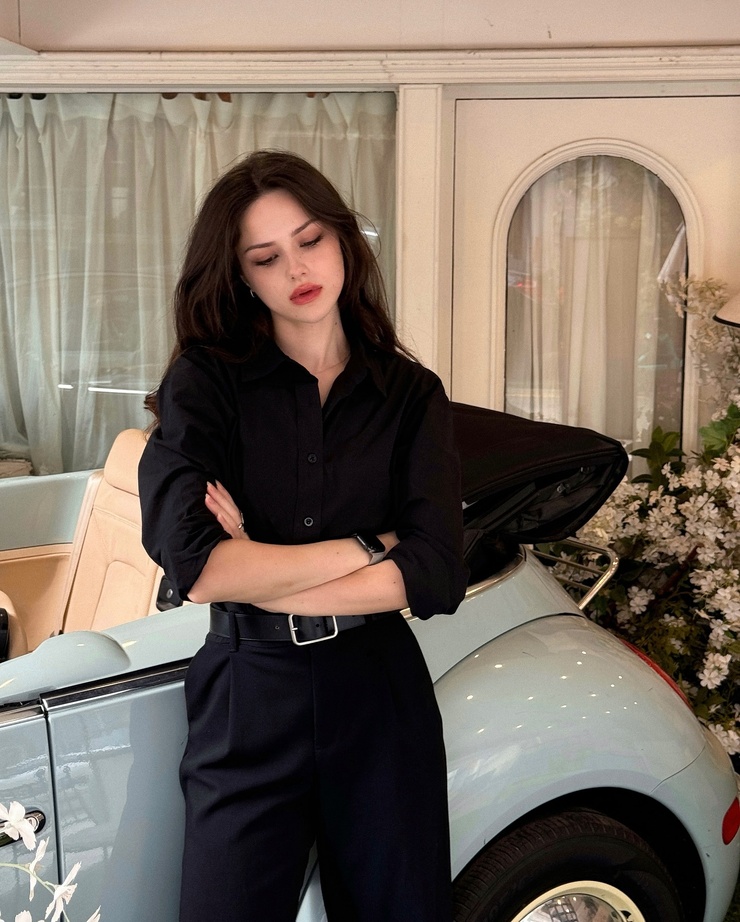 Picture of Lisa Rosh