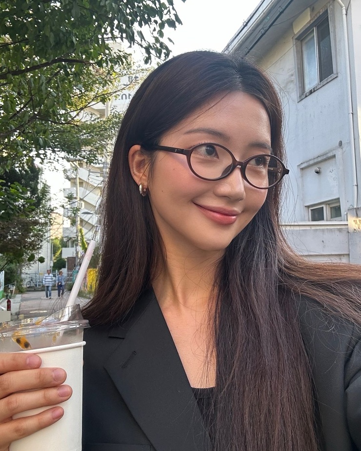 Picture of Ha Jin Park