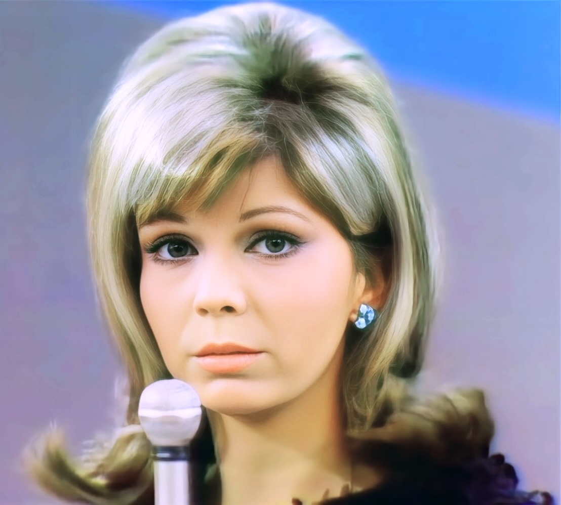 Nancy Sinatra