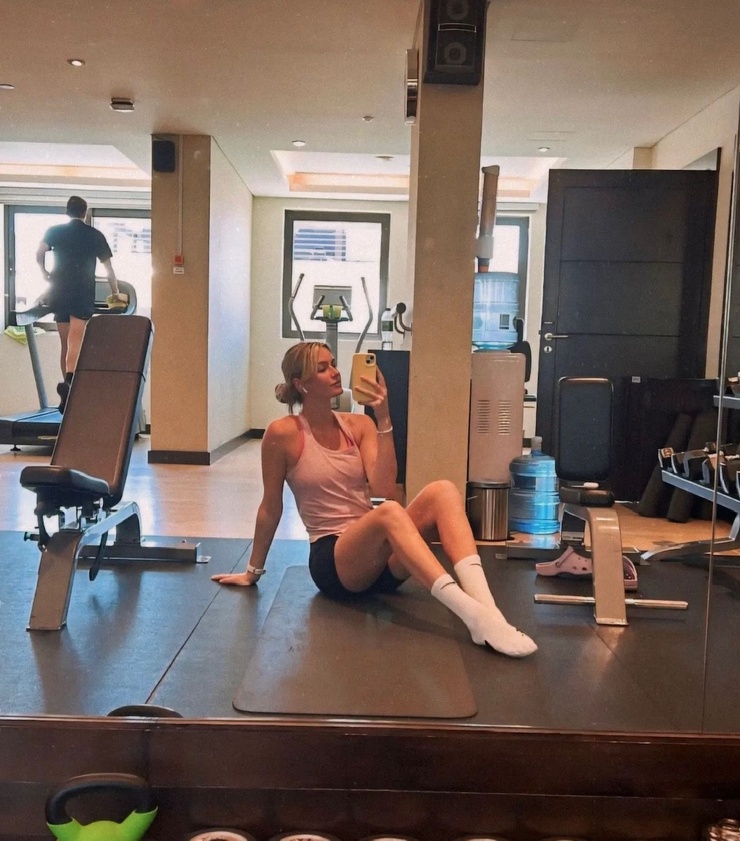 Picture of Lauren Bell