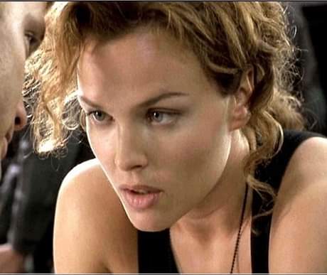 Picture of Dina Meyer