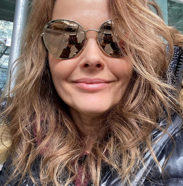 Image of Dina Meyer