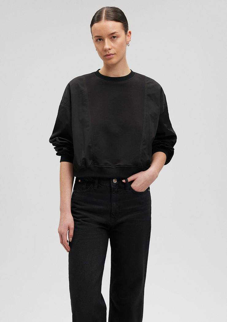 Tess Van De Bleek image