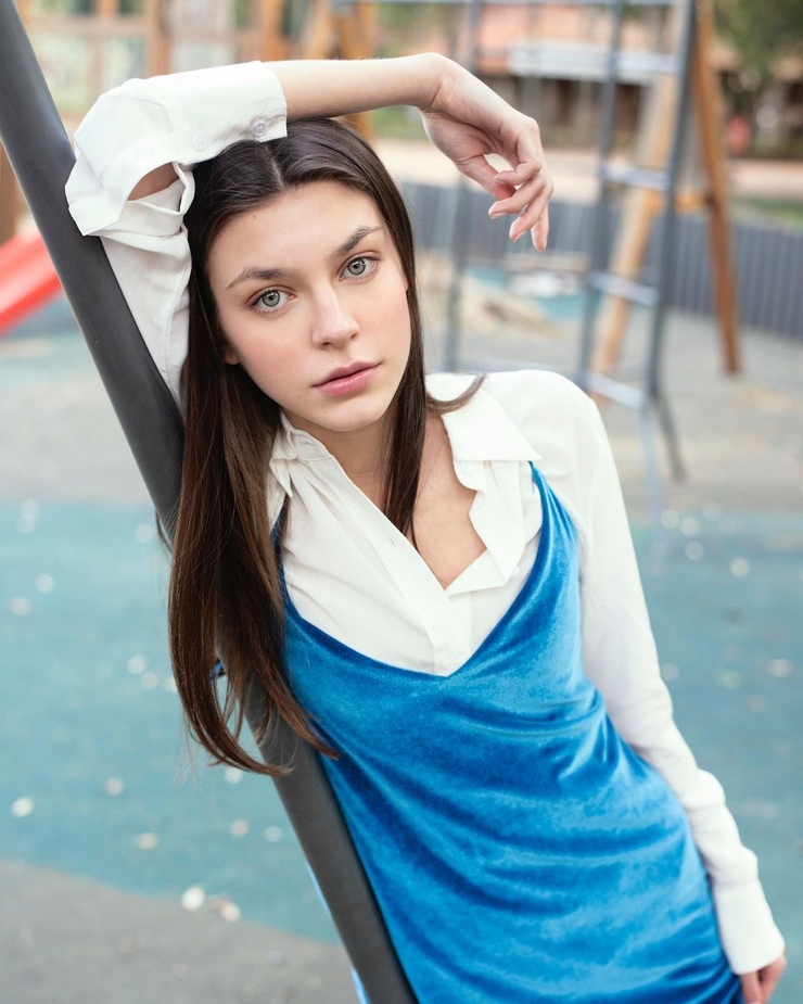 Victoria Ruffato image