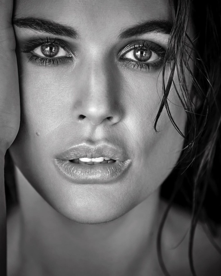Adriana Ugarte image