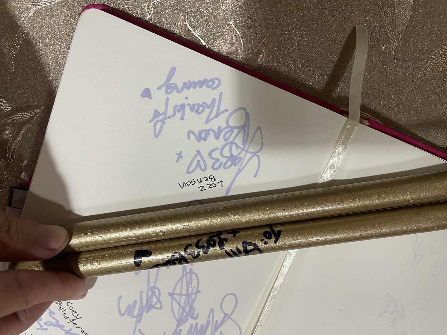 Ma'am Lozz Benson (Musician) #Idol Welcome To The