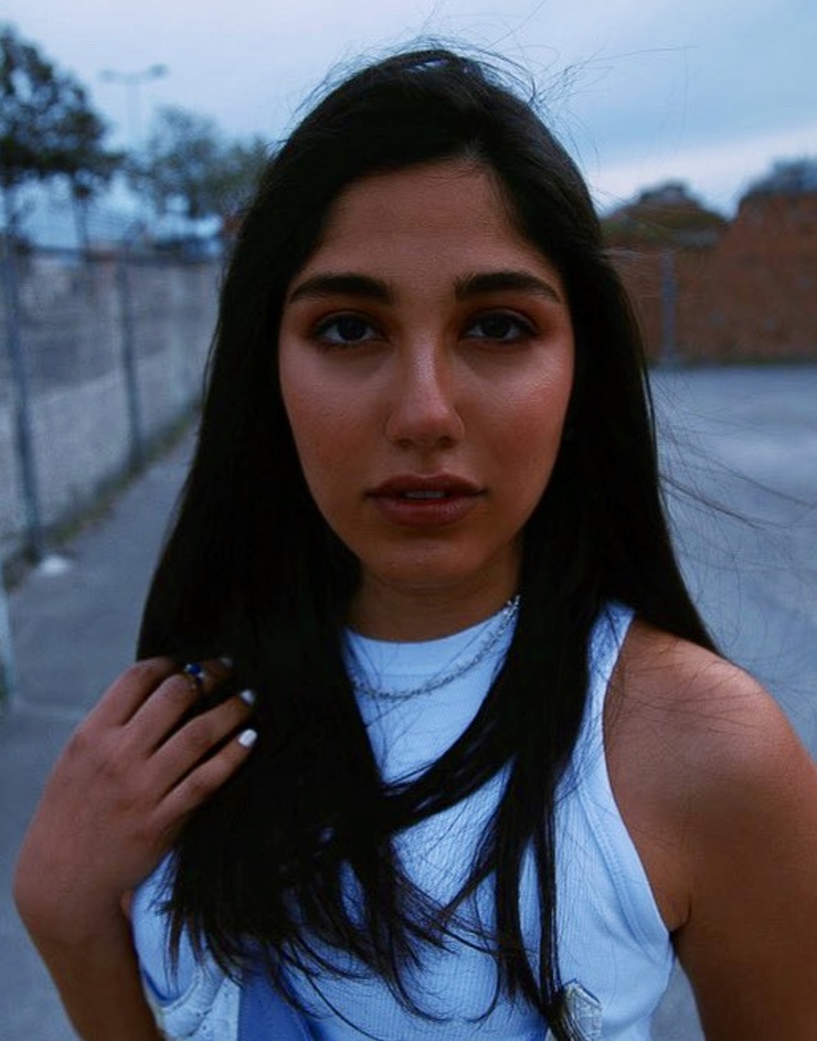 Picture of Ava Vahneshan