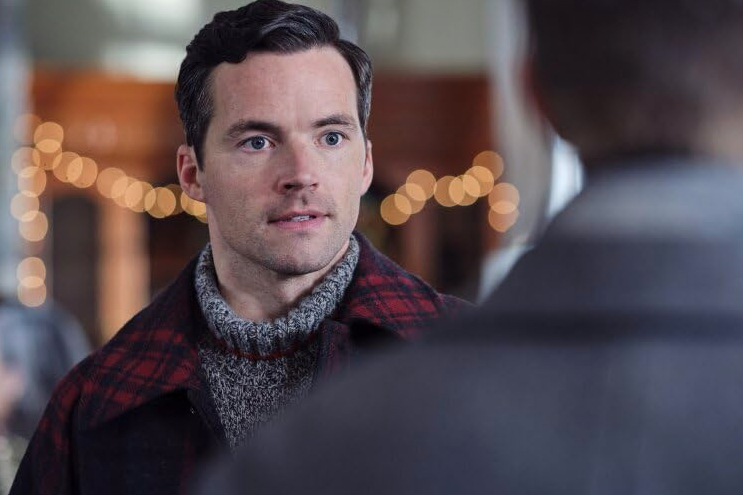 Picture of Ian Harding