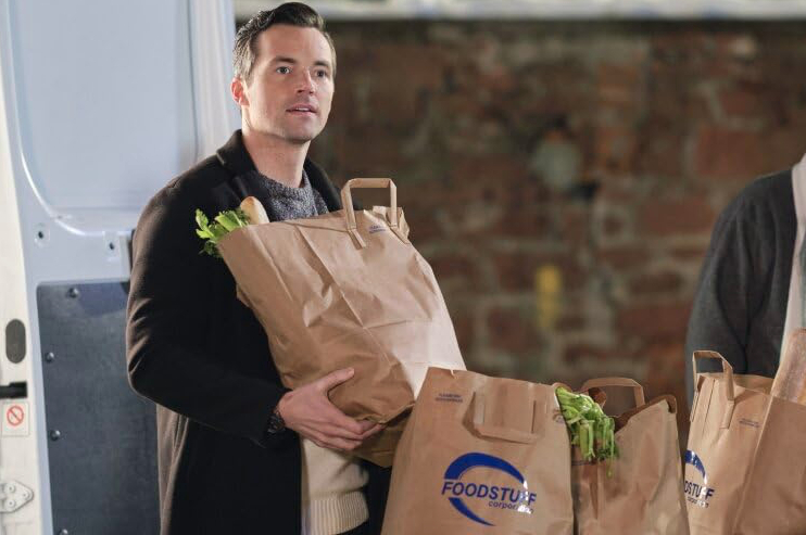 Picture of Ian Harding