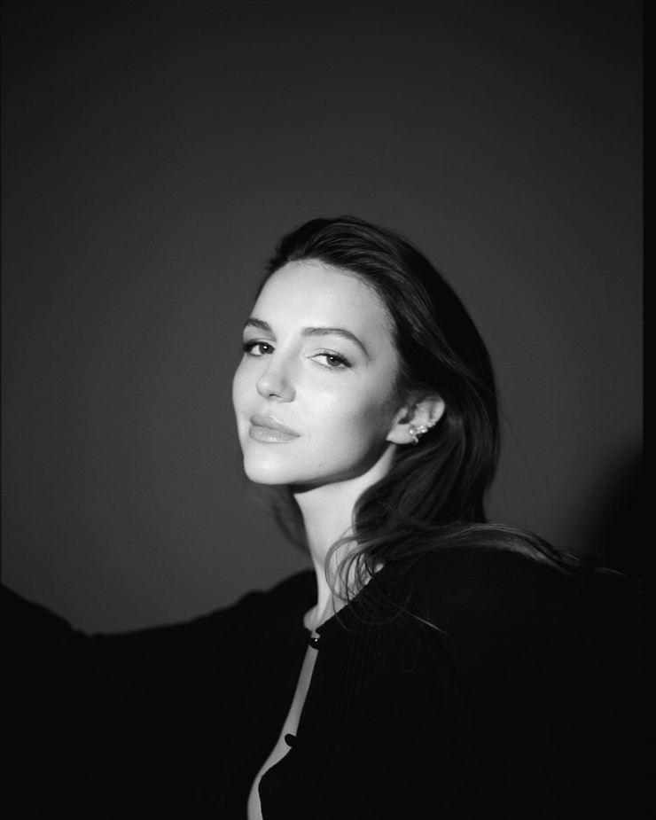 Picture of Ella Hunt