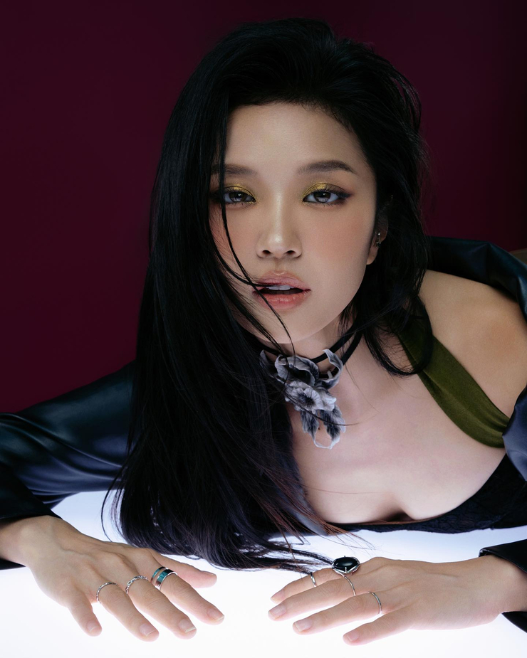 Picture of Suni Ha Linh