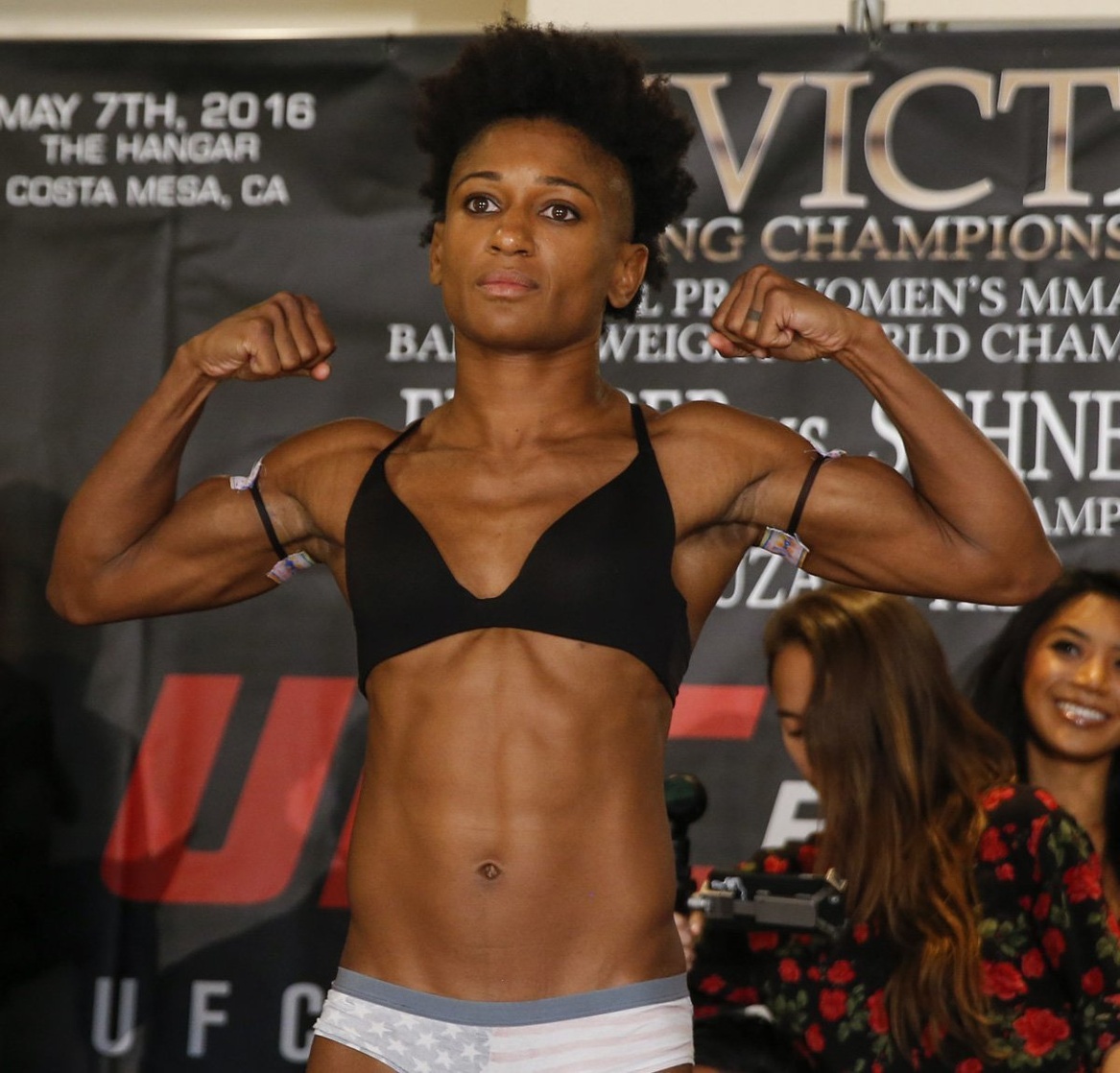 Picture of Angela Hill