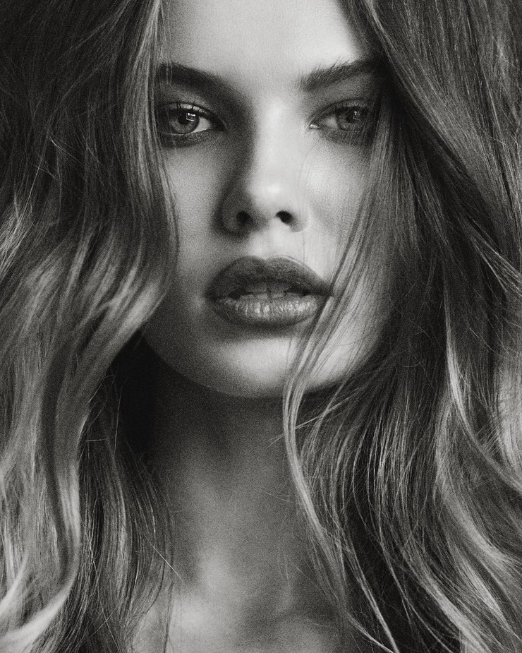 Picture of Tia Mallia