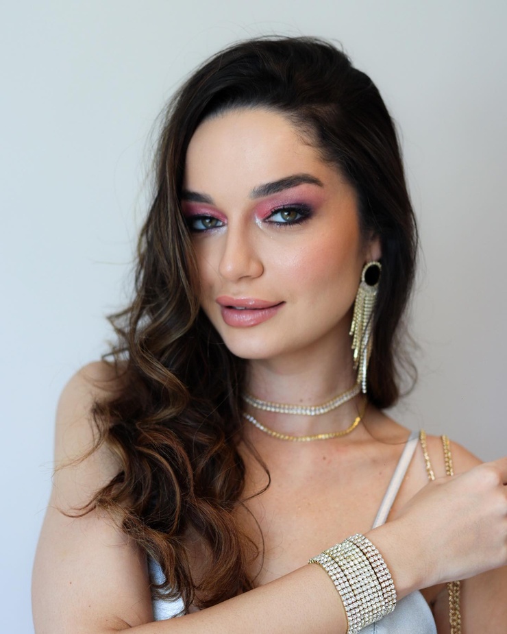 Ana Beatriz Nazareno picture