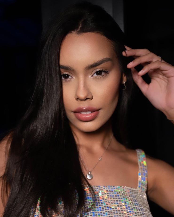 Picture of Anny Victoria