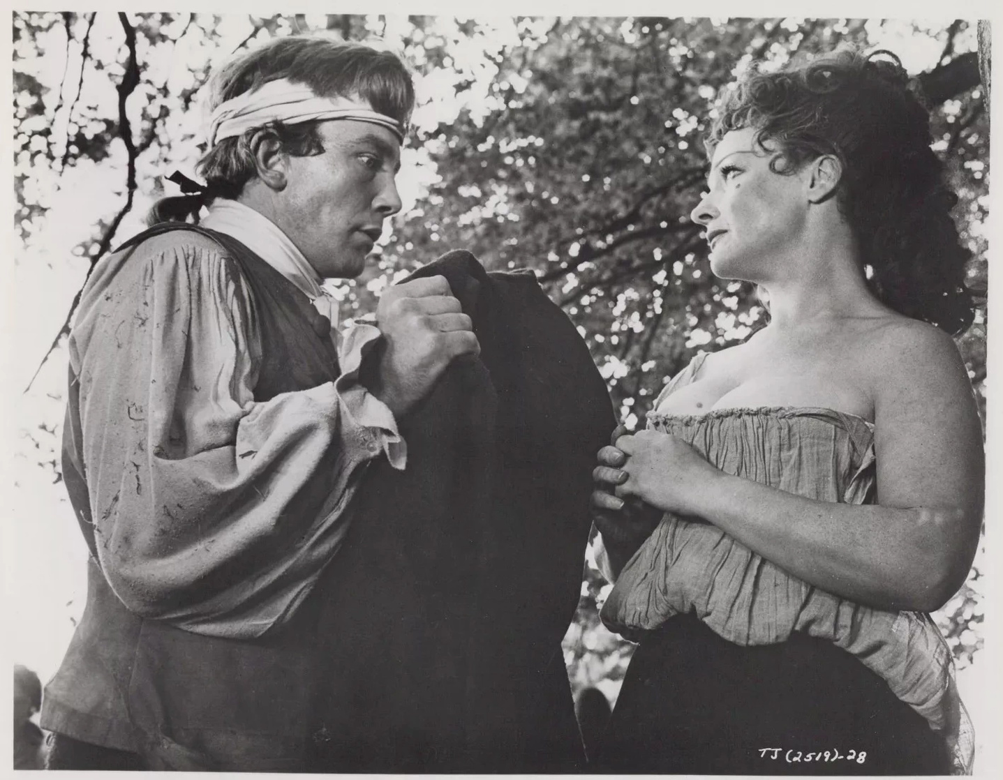 Albert Finney, Joyce Redman