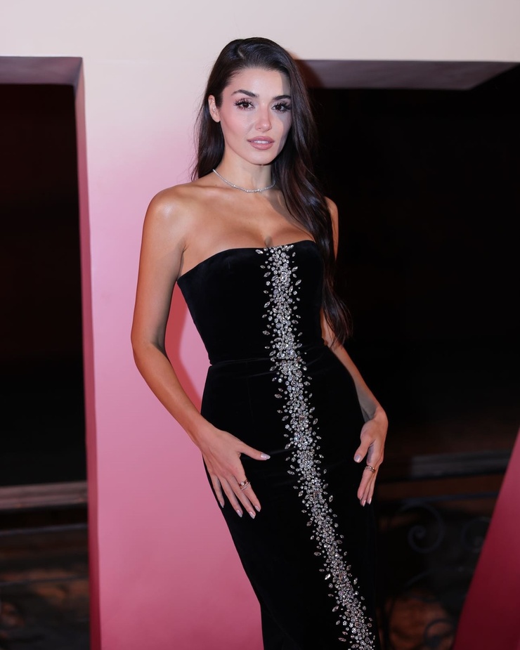 Picture of Hande Erçel