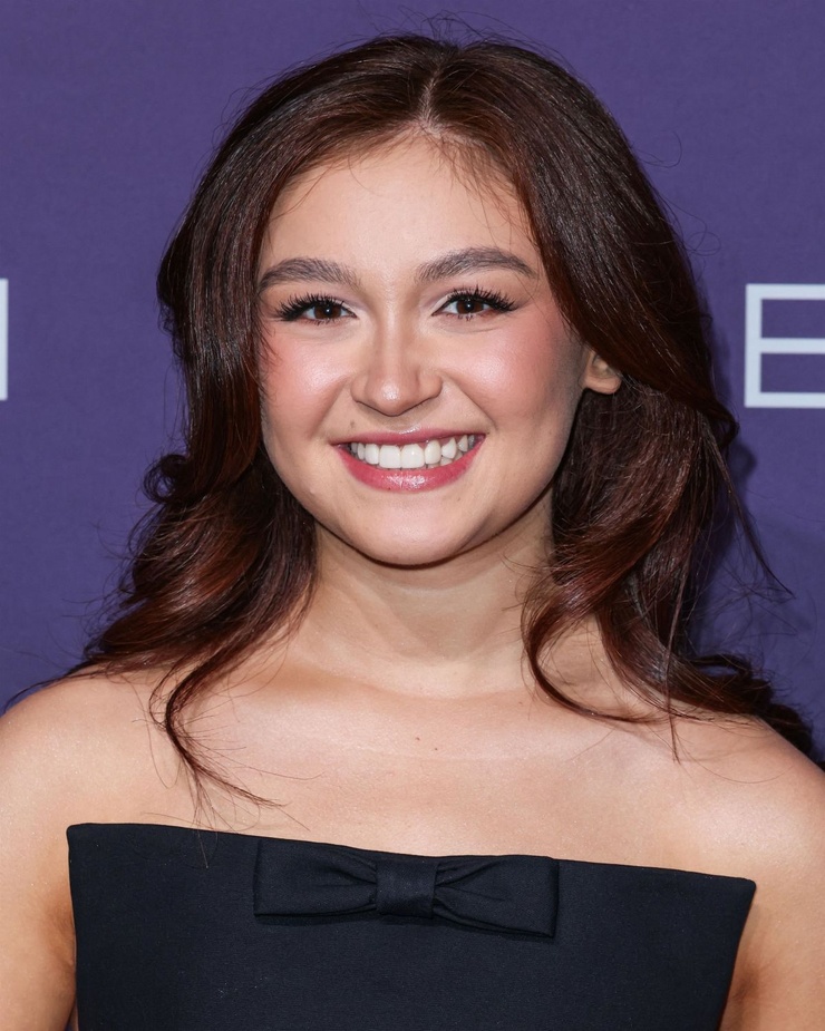 Image of Anna Cathcart