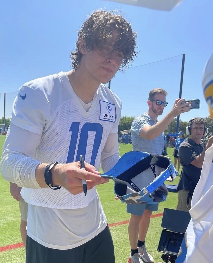 Justin Herbert image