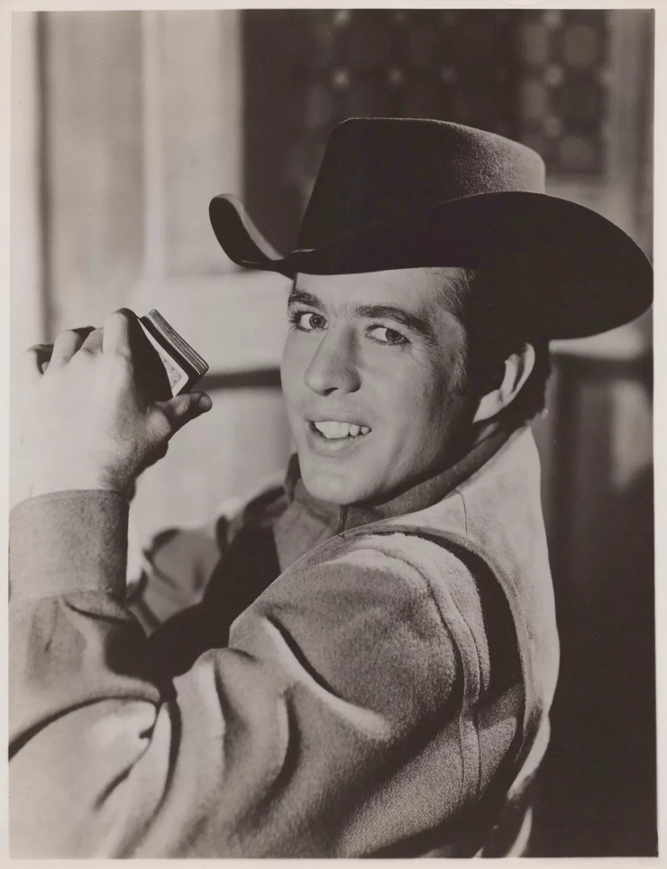 Clu Gulager