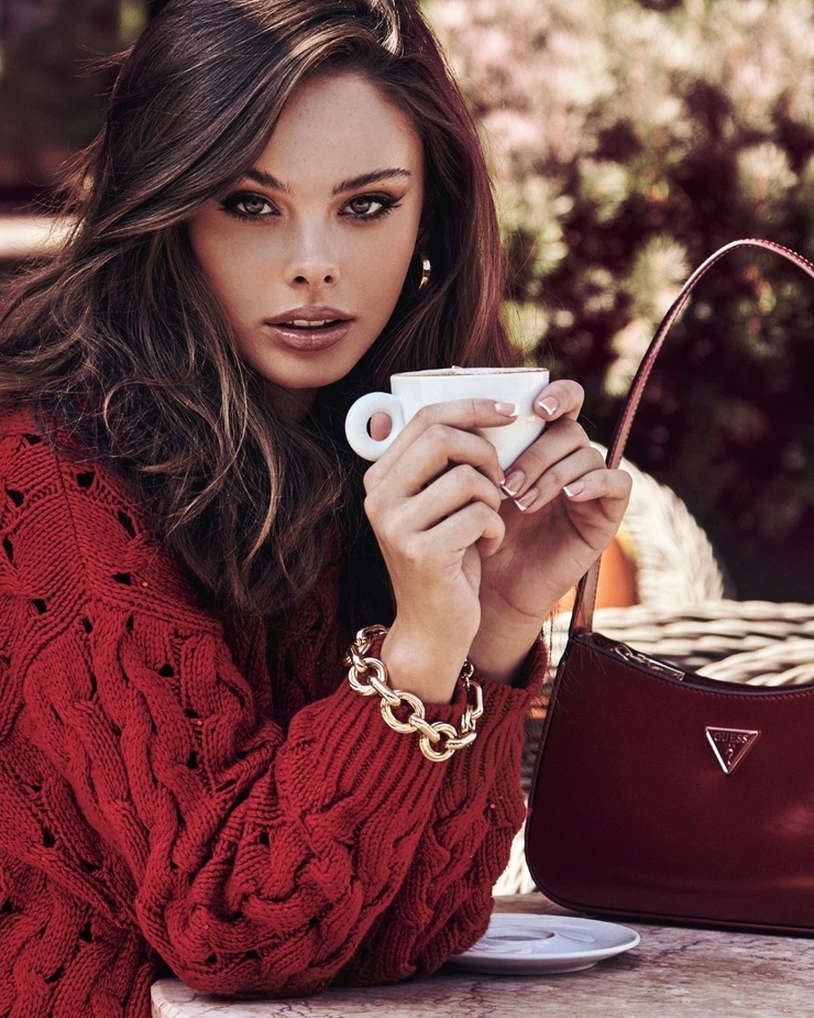 Meika Woollard image