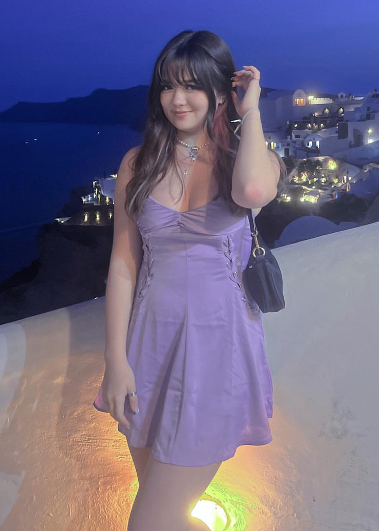 Camille Ellis her 21st birthday on January 4