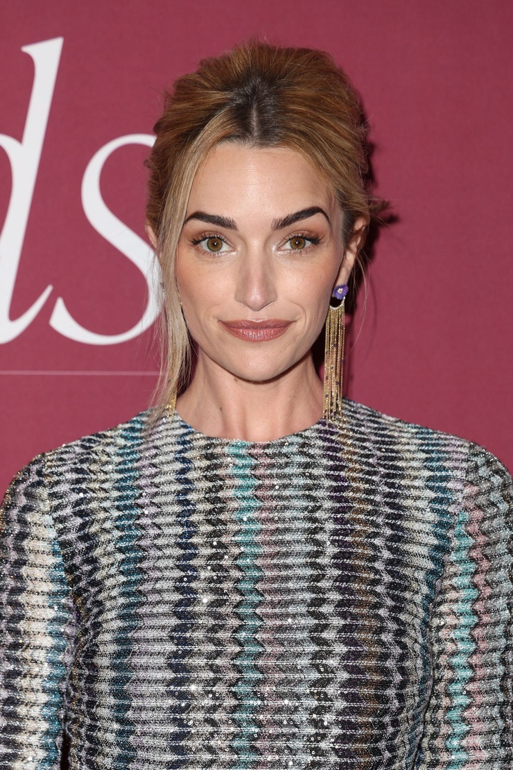 Picture of Brianne Howey