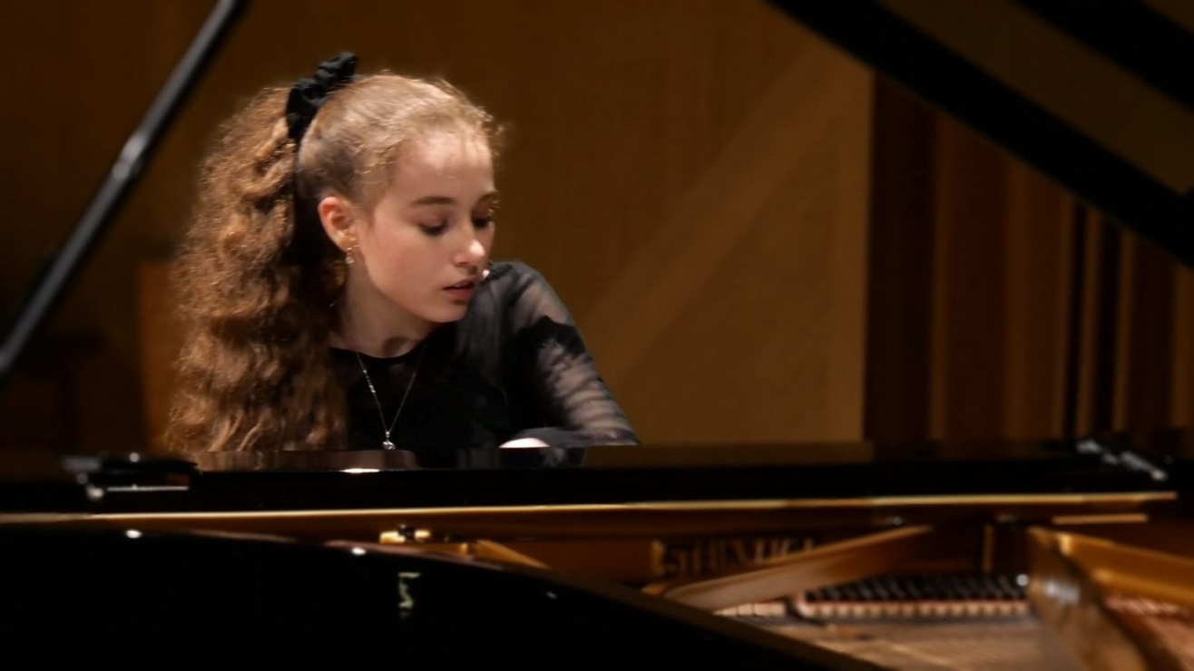 Nora Lubbadová picture