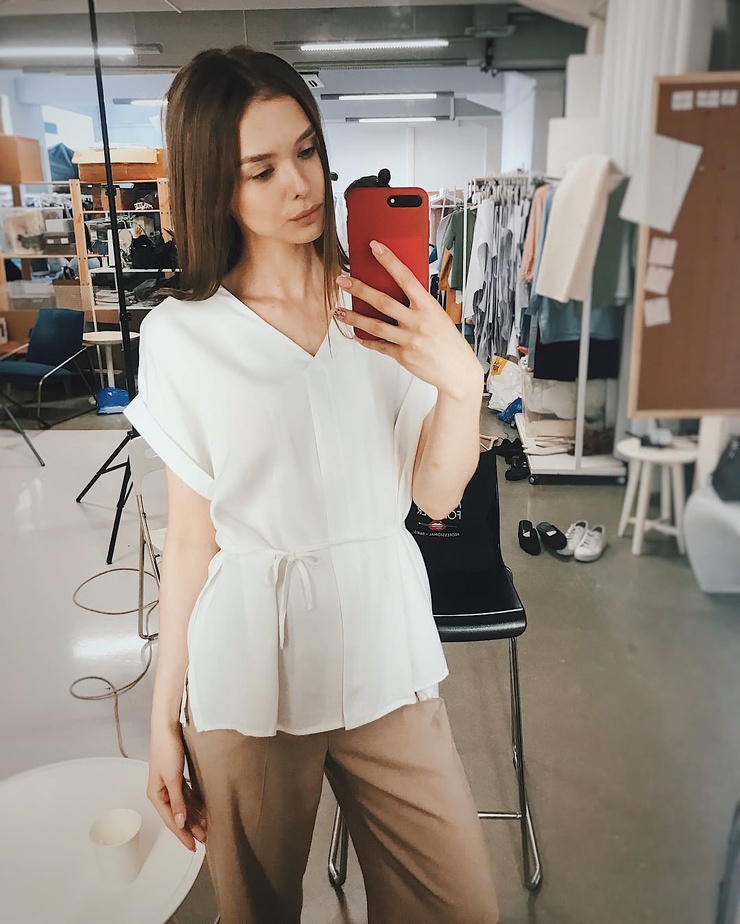 via Instagram (@alisa_kirpichnikova)