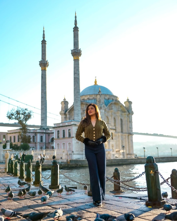 Ridhima Pandit picture