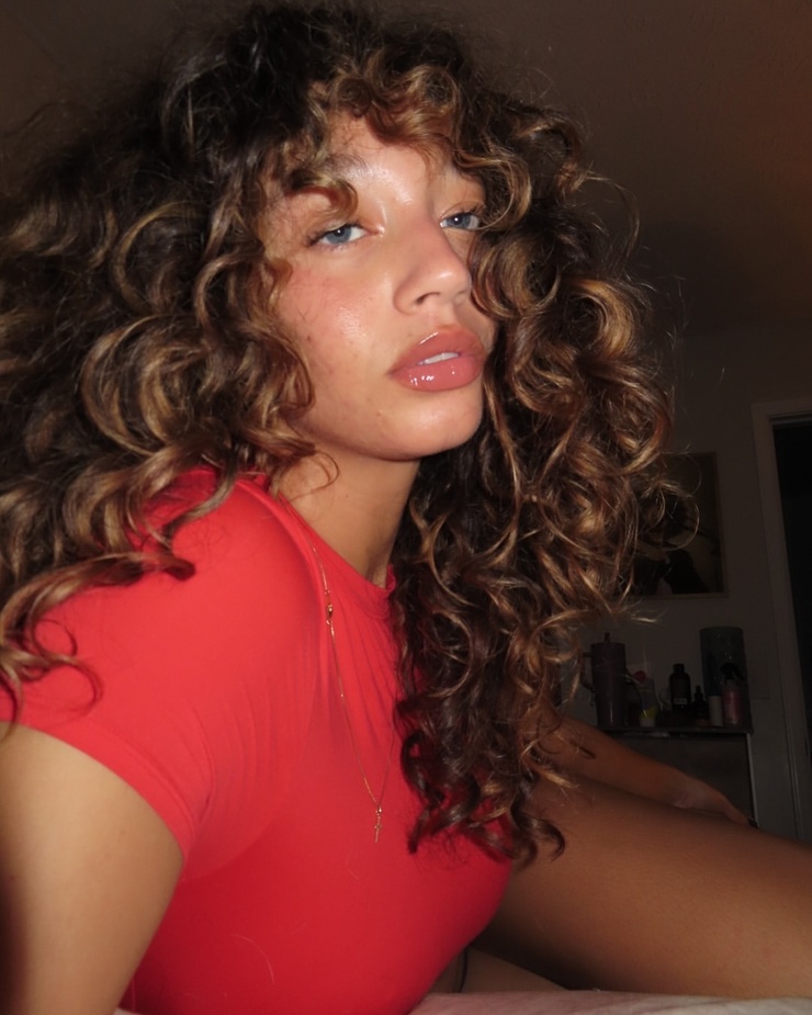 Picture of Hannah Sadler