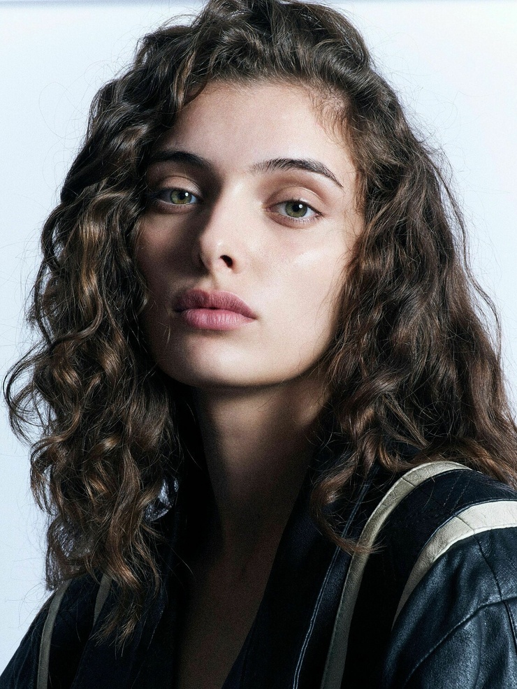 Picture of Camelia Maria