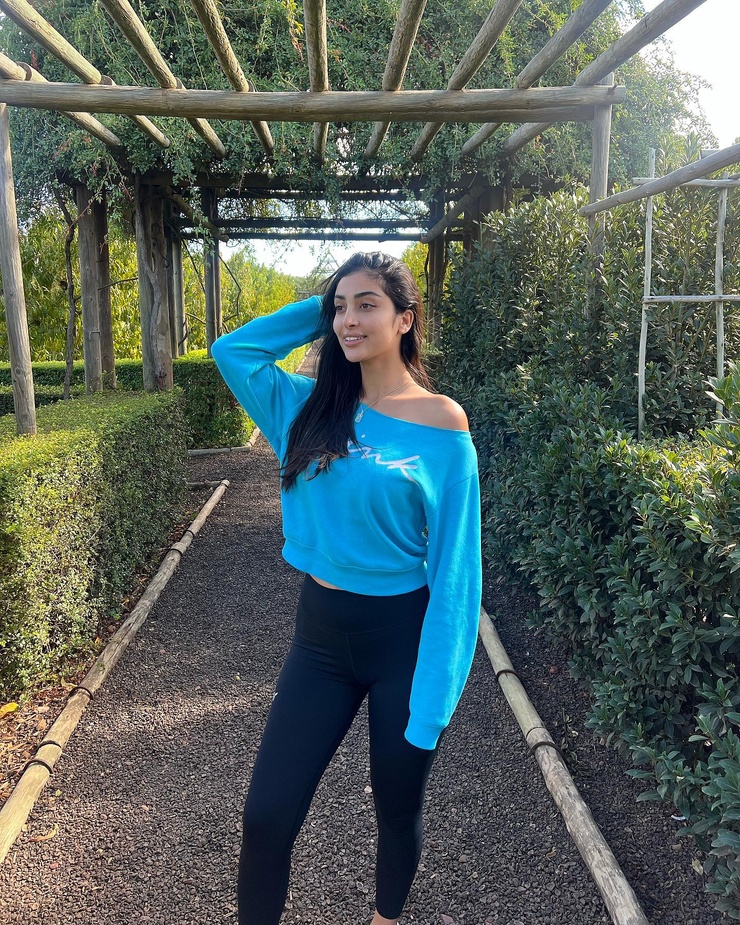 Picture of Mitra Bordbar