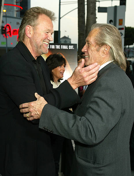 Bo Svenson, David Carradine