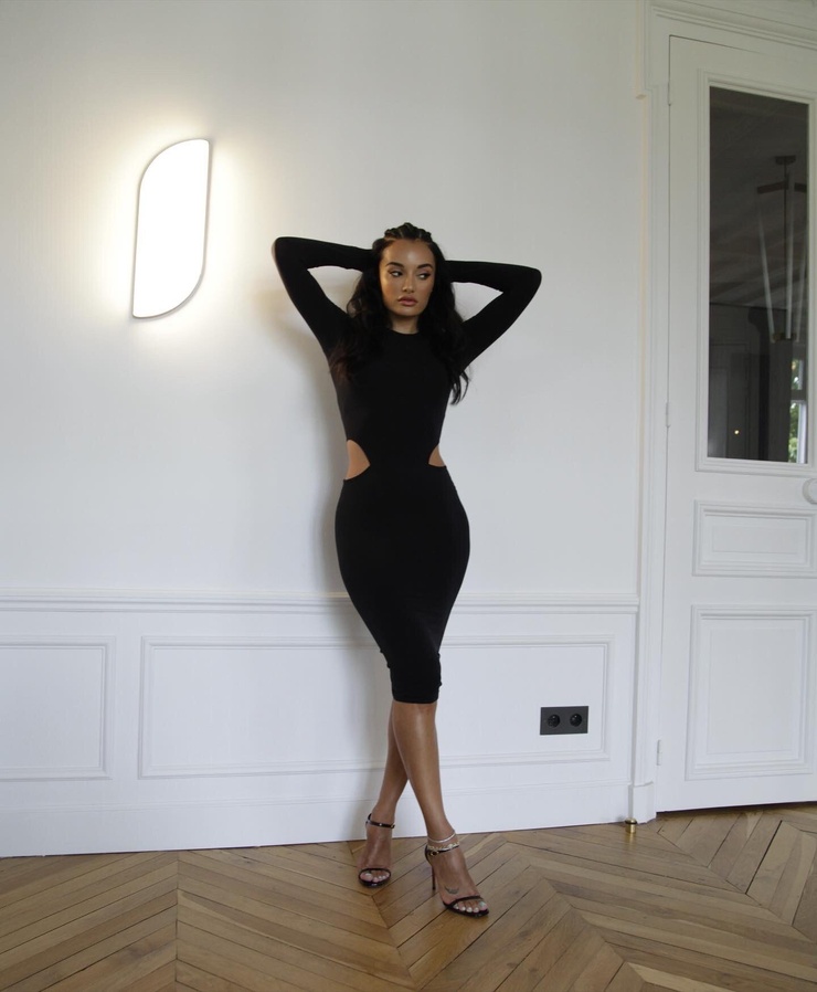 Picture of Amina Muaddi