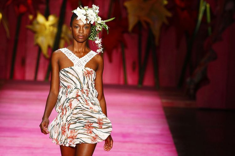 Samira Carvalho picture