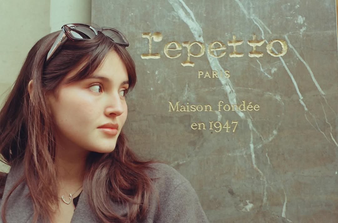 Picture of Isabel Deroy-Olson