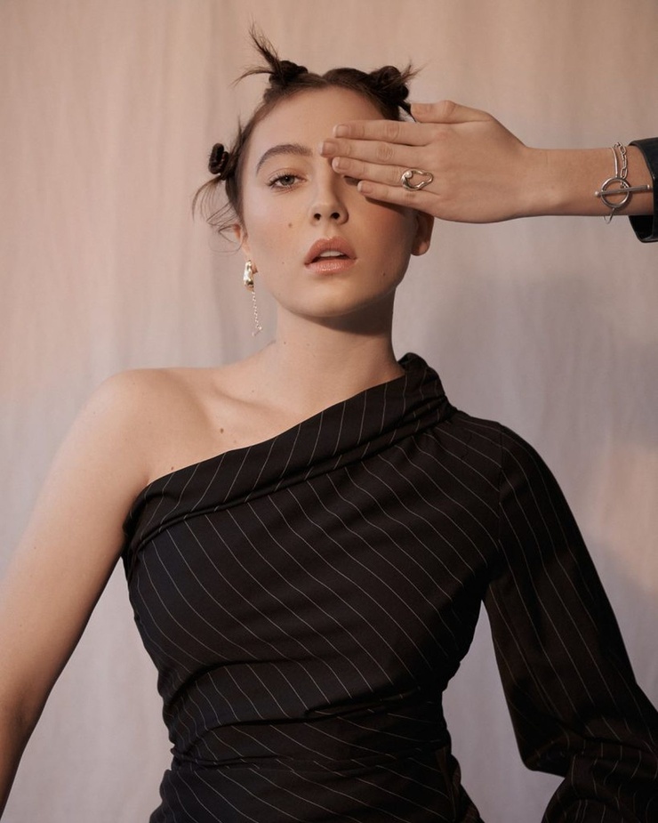 Mavournee Hazel picture