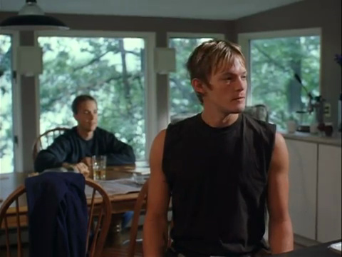 Floating (1997) picture