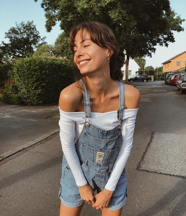 Ali Wooley picture
