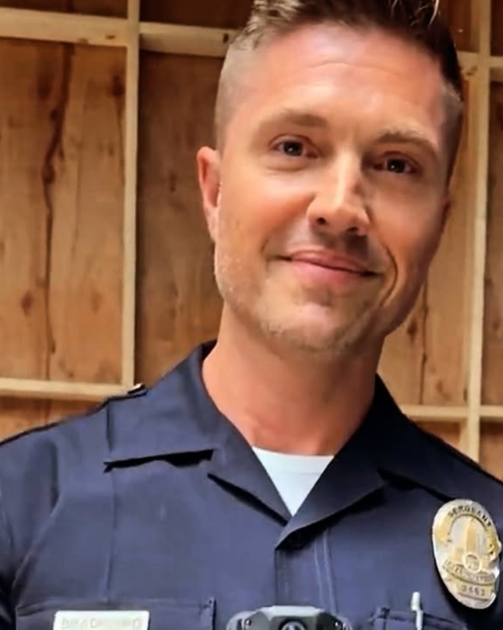 Picture of Eric Winter