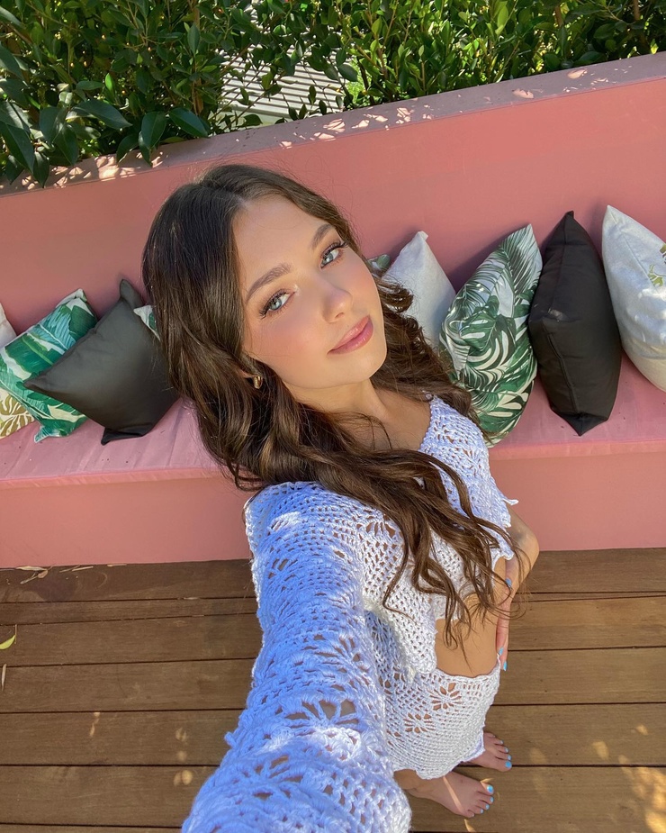 Chloe Love Rosenbaum image