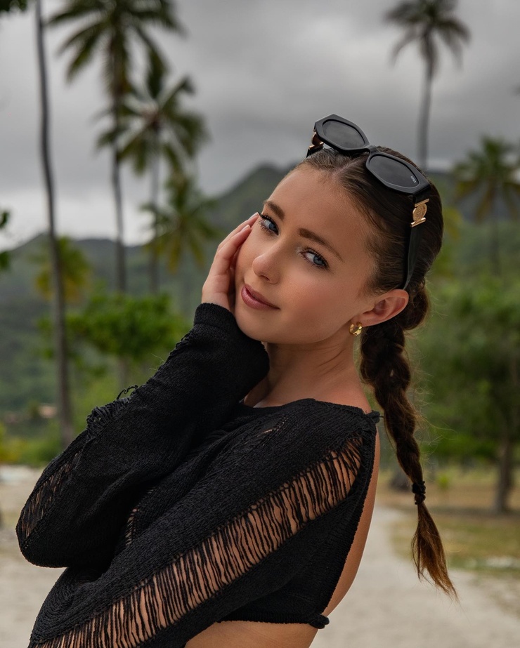 Picture of Chloe Love Rosenbaum