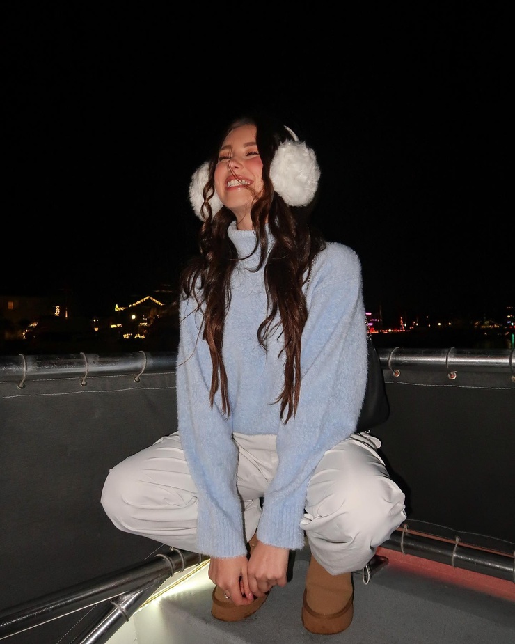 Chloe Love Rosenbaum image